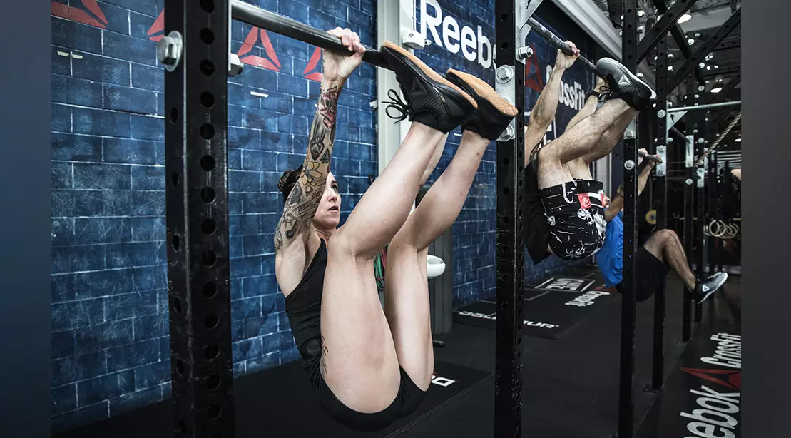 CrossFit Toes to Bar