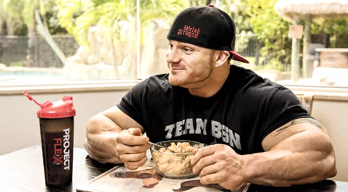 Flex lewis nga nagkaon