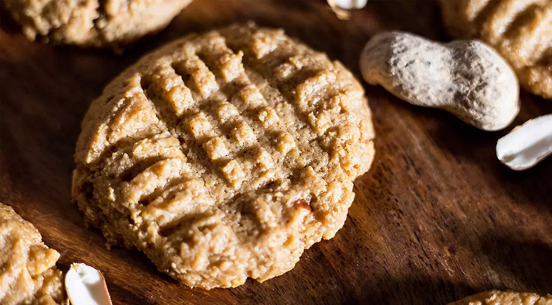 Drū Meninga veselīga un glutēnu nesaturoša zemesriekstu sviesta cepumu recepte