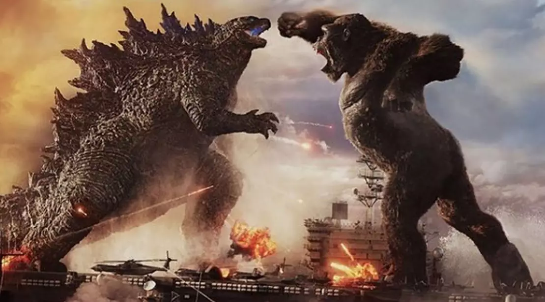 Godzilla vs King Kong kjemper på en militærbase