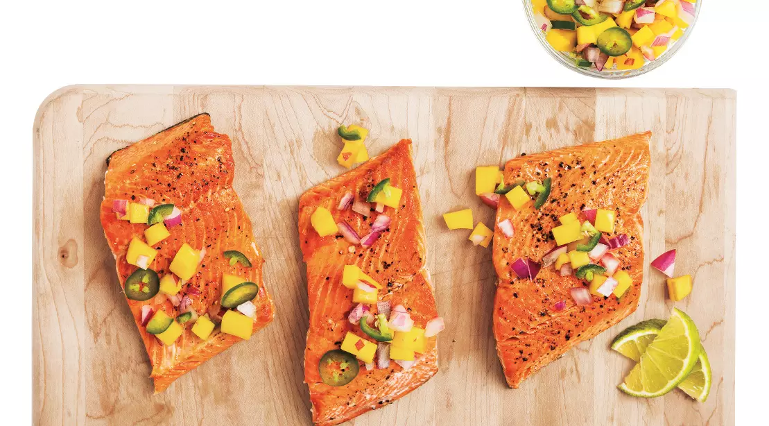 Salmon ati Mango Salsa