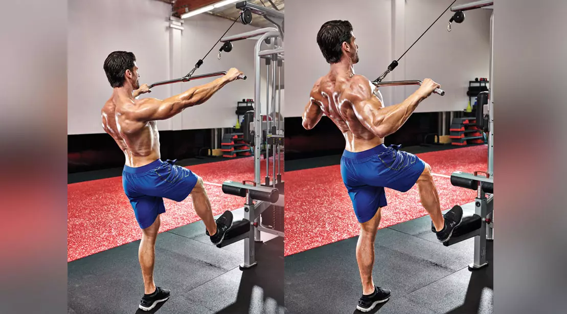 Standing Lat Pulldown