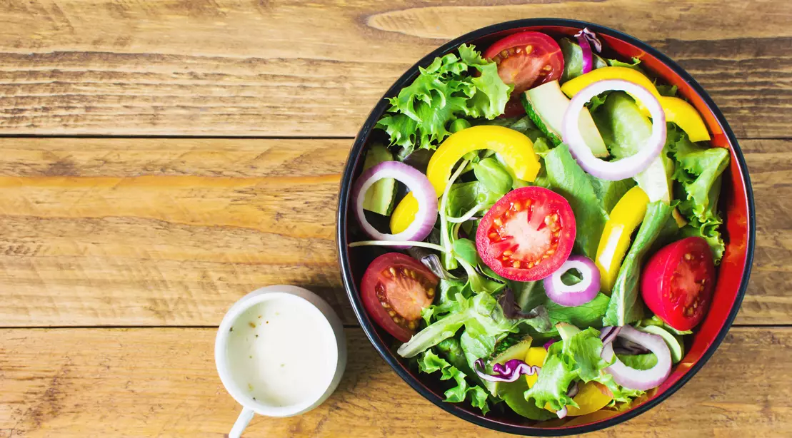 Salad với Dressing ở bên