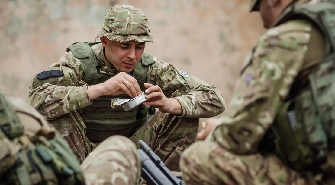 Rekluta tal-foki tan-Navy tiekol ikla matul il-ġimgħa tal-infern