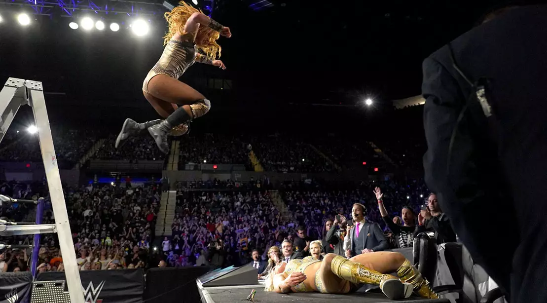 1109 Becky Lynch vs Charlotte Flair Evolution 2018