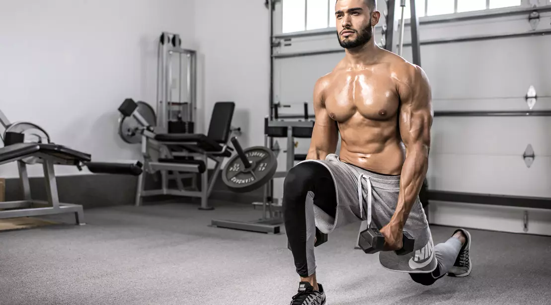 Dumbbell Reaching Lunge with Lateral Raise