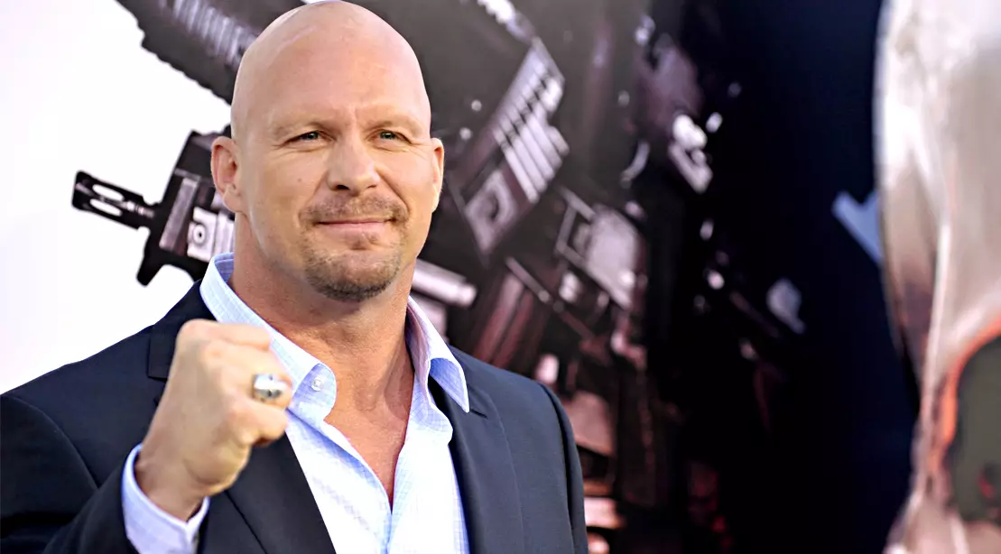 Steve-Austin-Red-Carpet-Fist