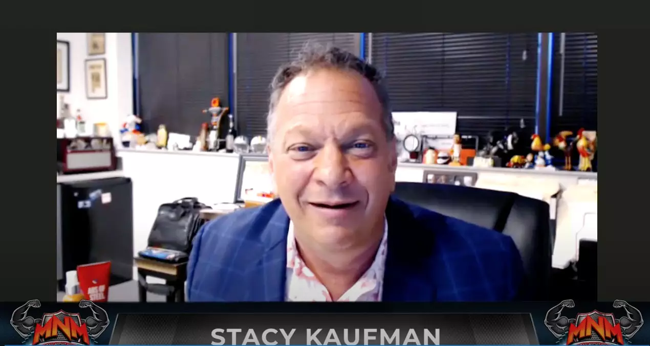 Pro Tan 晒黑产品所有者和创始人 Stacy Kaufman 在周一晚上肌肉