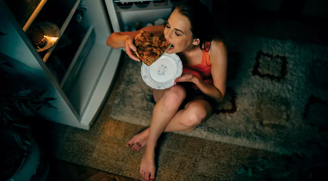 Girl-Eating-Pizza-Fridge-Midnight-Snack