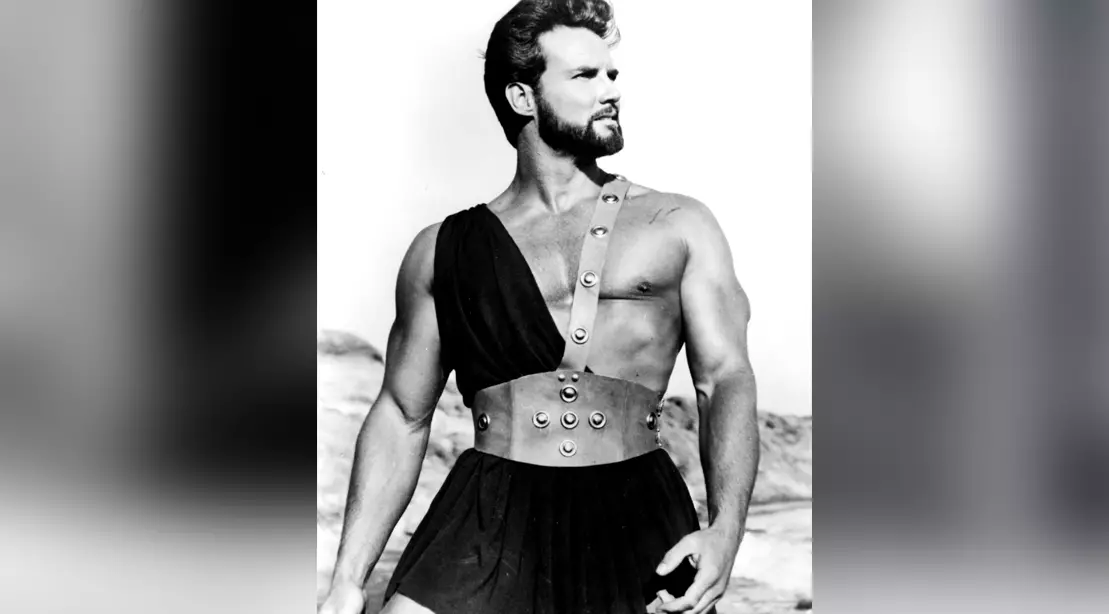 Steve-Reeves-Hercules-Posing