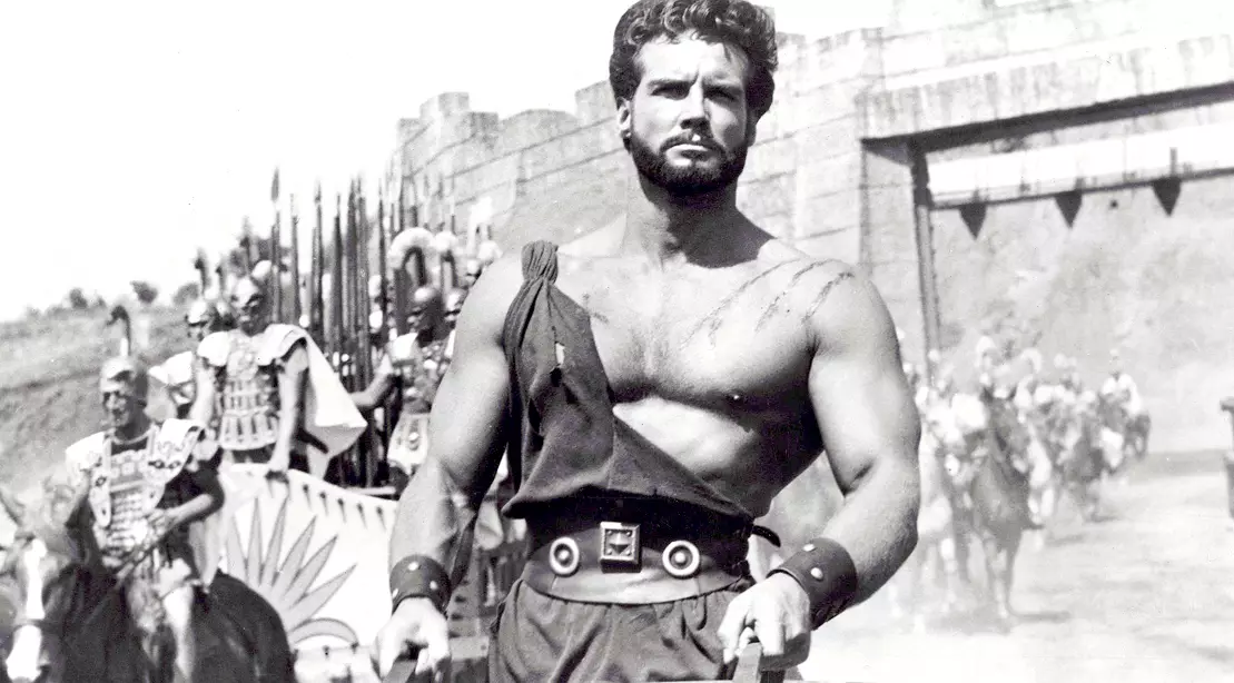 Steve-Reeves-Tunggang-Chariot